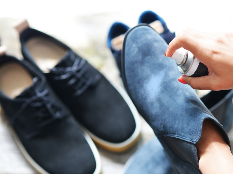 איך מנקים נעל זמש? המדריך המלא לניקוי מושלם - Shoes2u